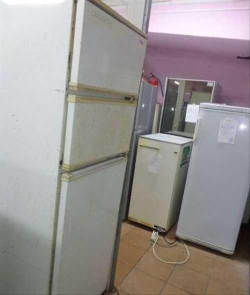 Холодильник Норд трехкамерный б/у в Омске