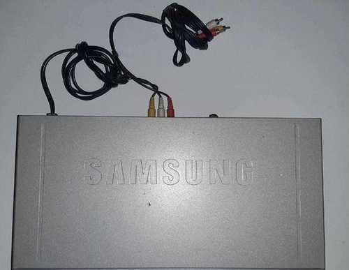 DVD-плеер Samsung dvd-e235