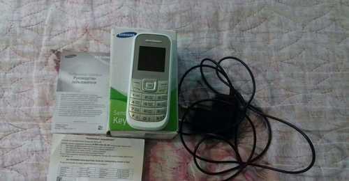 Телефон Samsung Keystone 2 White
