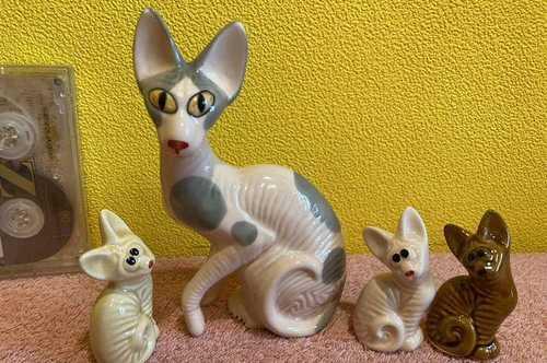 Семья кошек. 4 фарфоровые статуэтки