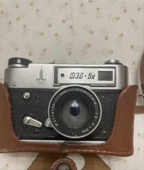 Советский раритетный фотоаппарат фэд-5В