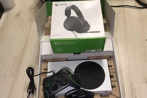 Xbox Series S 512 SSD + наушники Stereo Headset