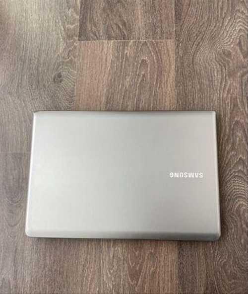 Ультрабук samsung