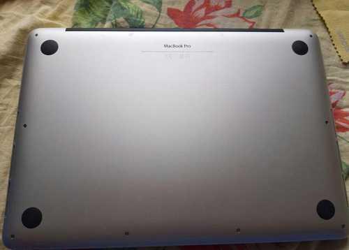 Ноутбук Apple MacBook Pro 13 (i5-2,7Гц/8гб/SSD128)