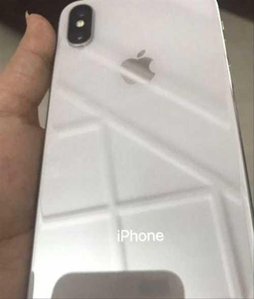 iPhone X 64