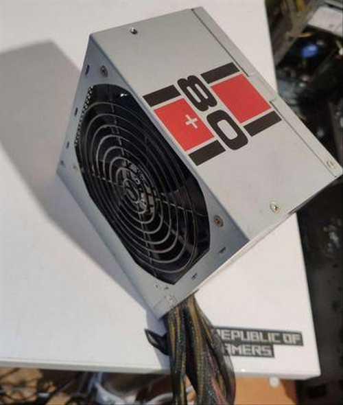 Блок питания 600w От aercool 80+