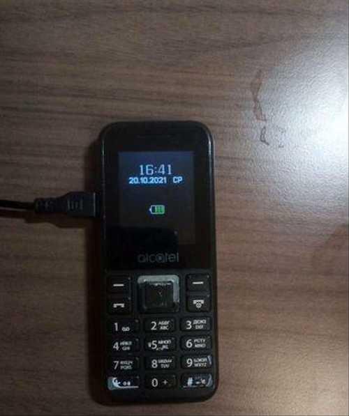 Телефон кнопочный Alcatel 1066D (тапик) в армию