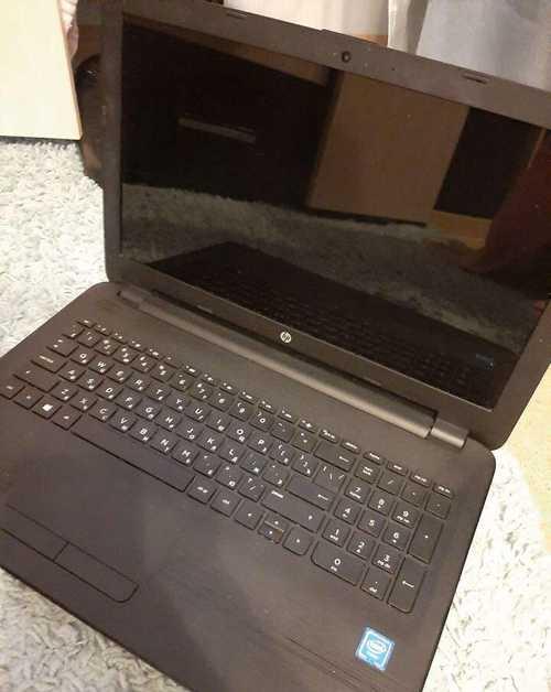 Ноутбук HP 15-ay028ur черный