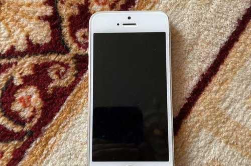 Телефон iPhone5