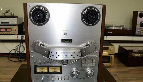 Akai GX-635