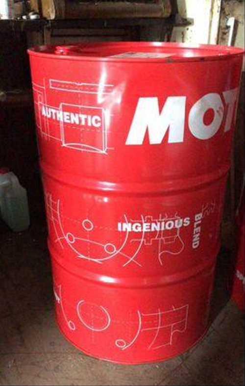 Motul 8100 5w30