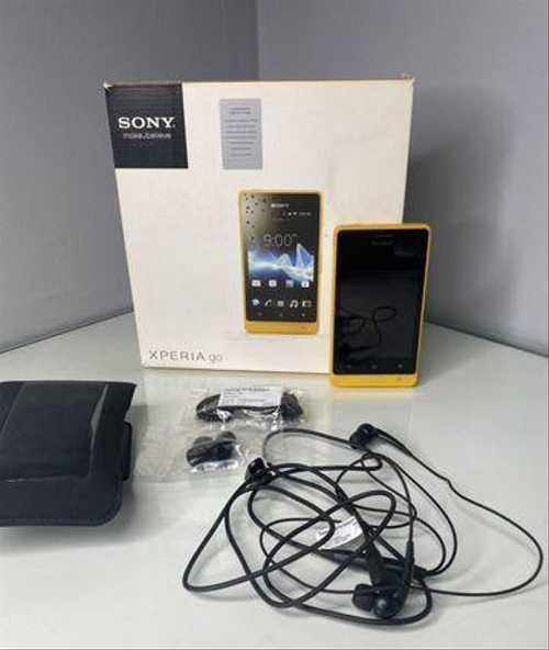 Телефон Sony xperia go