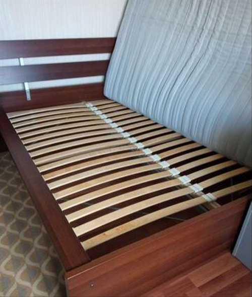 Кровать двуспальная Икея с ламелями 180*200 см