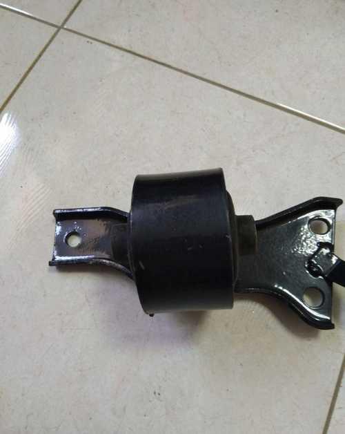 Опора двигателя geely otaka