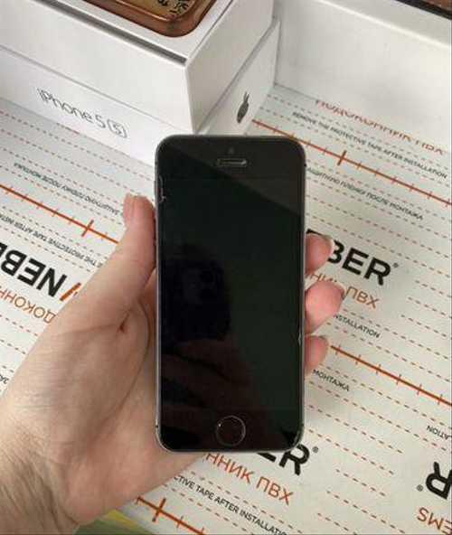 Телефон iPhone 5s/ Айфон 5s 16 Гб