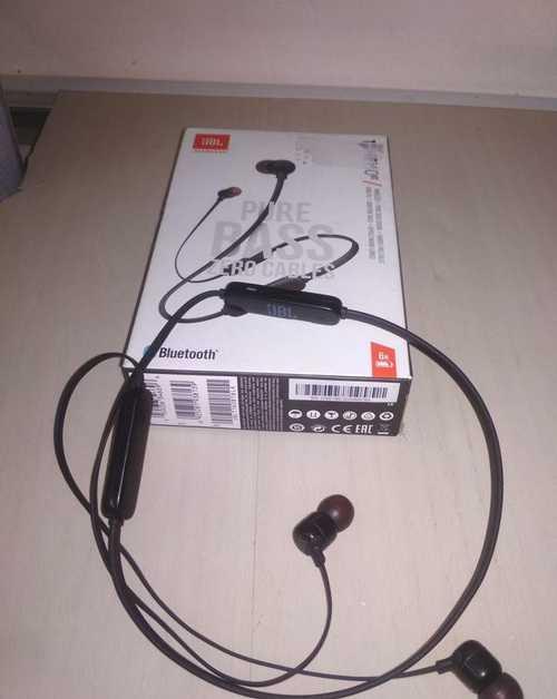 Продам блютус наушники JBL