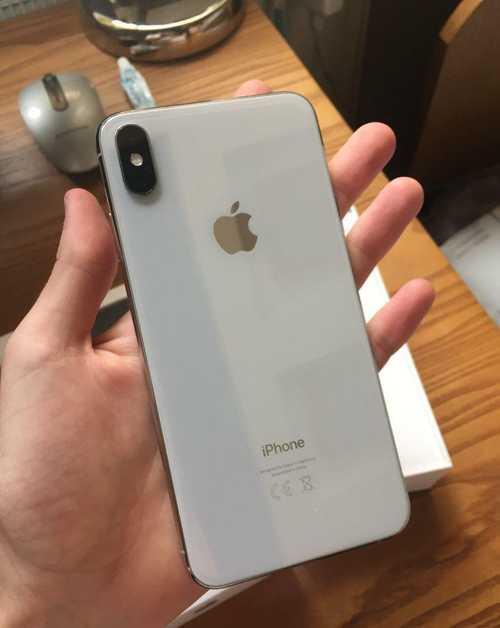 iPhone XS Max серебряный