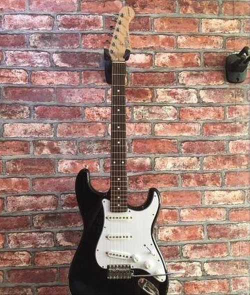 Fujigen (FGN) j-standard stratocaster