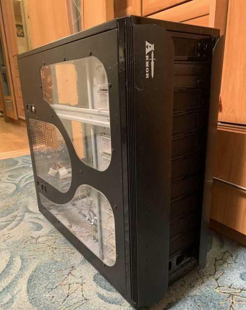 Крутой корпус Thermaltake Armor