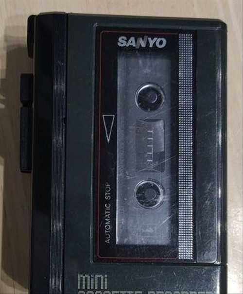 Sanyo (кассетный диктофон) Япония
