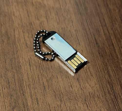USB флешка 8Gb