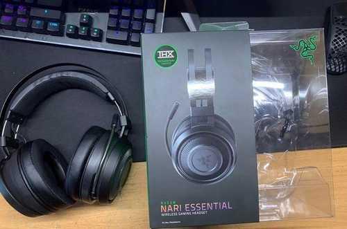 Razer nari essential