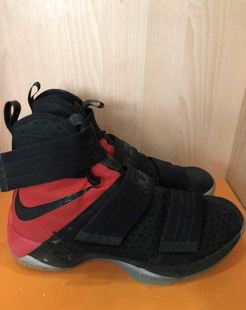 Кроссовки Lebron Soldiers 10 Nike