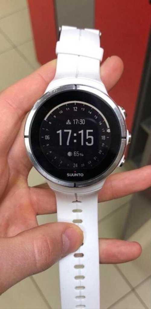 Часы Suunto с хромом
