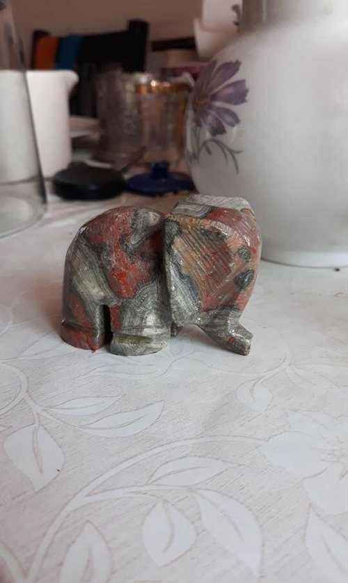 Слон слоник интерьерный из камня натурального