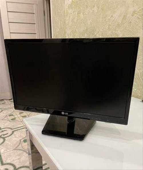 Телевизор LG 55см