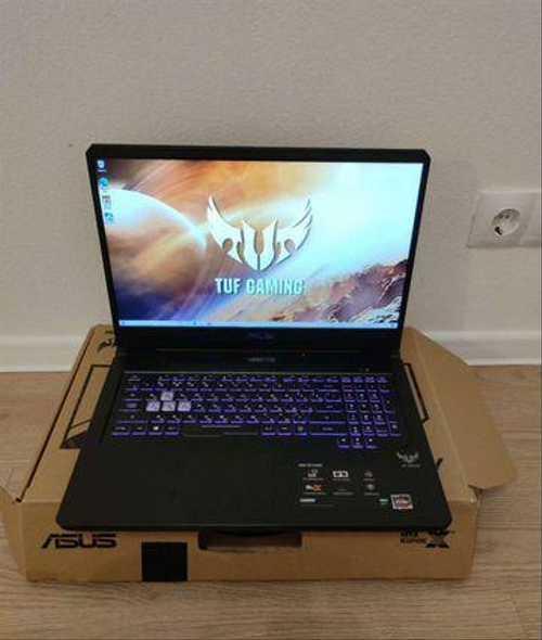 Asus TUF 17.3 GTX1650/R7 3750H/16GB/1128GB