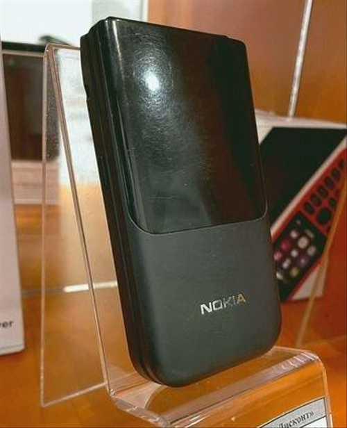 Телефон Nokia 2720 Flip