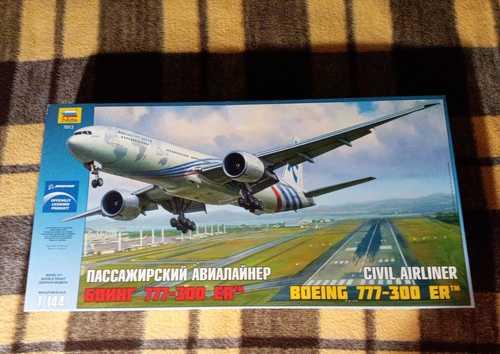 Модель самолёта Боинг 777-300 ER