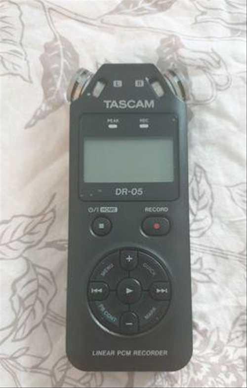 Рекордер Tascam DR-05