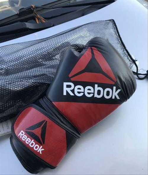 Боксерские перчатки Reebok