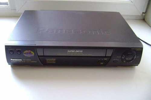 Видеомагнитофон Panasonic NV -HD620