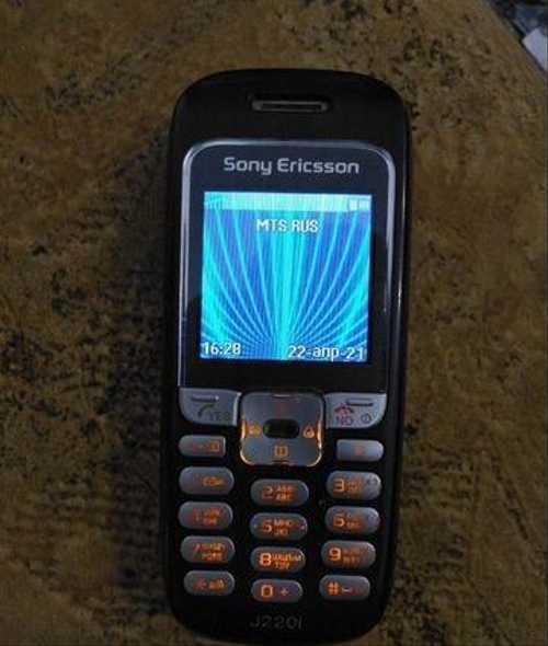 Телефон Sony Ericsson J220i
