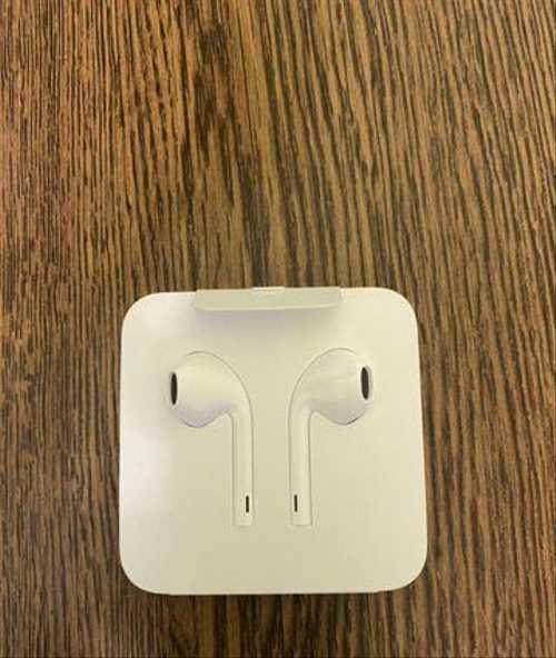 Наушники earpods