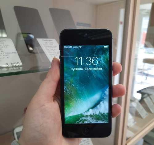 Apple iPhone 5 16GB (Space Gray)