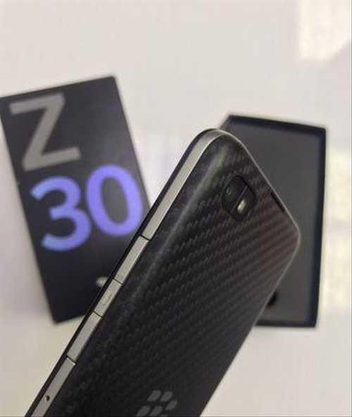 Телефон BlackBerry Z30