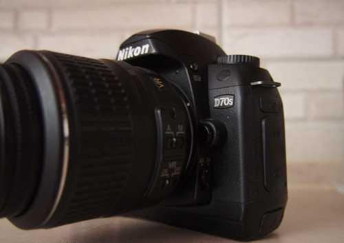 Nikon D70s Body