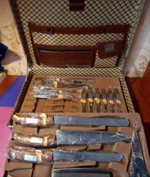 Набор ножей в чемоданчике