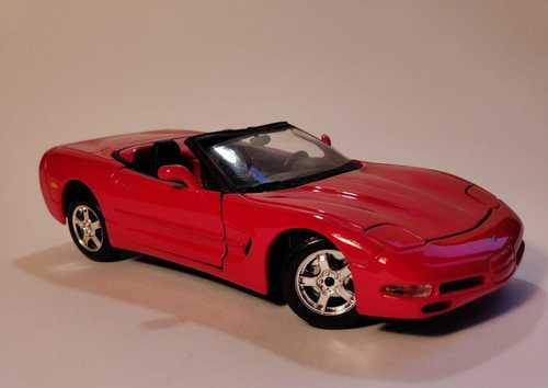 Bburago Chevrolet Corvette 1/24 20cm