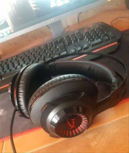 Наушники HyperX Cloud Revolver