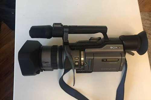 Видеокамера Sony DCR-VX2100e