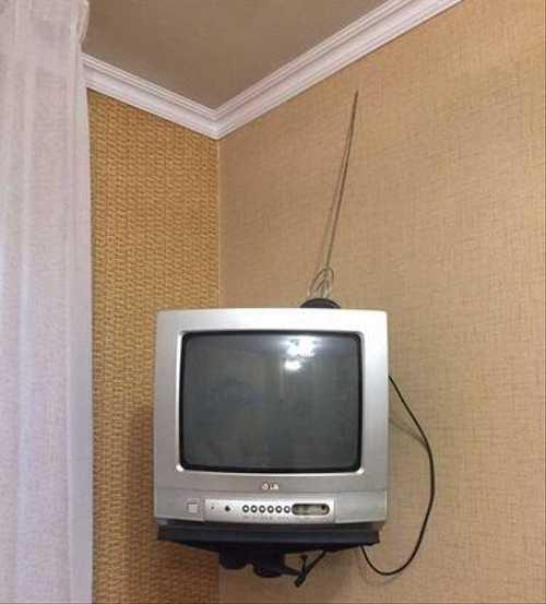 Подставка под телевизор навесная