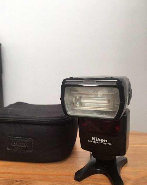 Nikon Speedlight SB-700