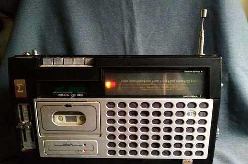 Магнитофон кассетный, радиоприемник, СССР