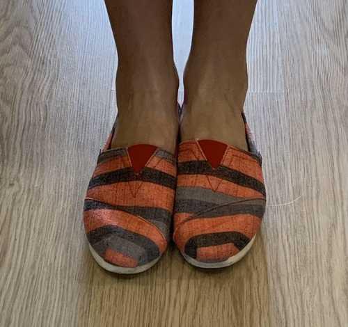 Эспадрильи Toms