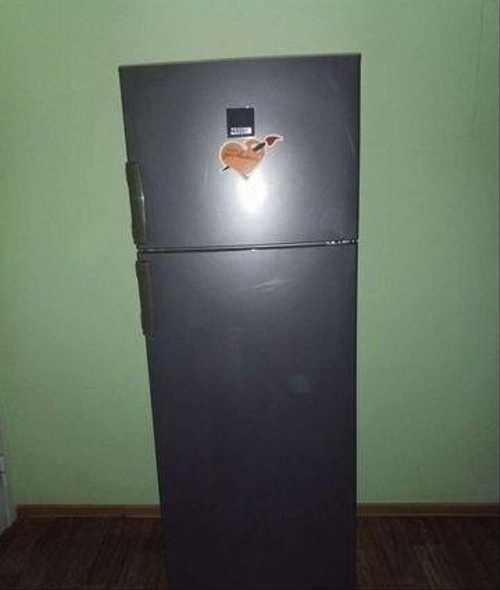 Холодильник,только обмен на рабочий